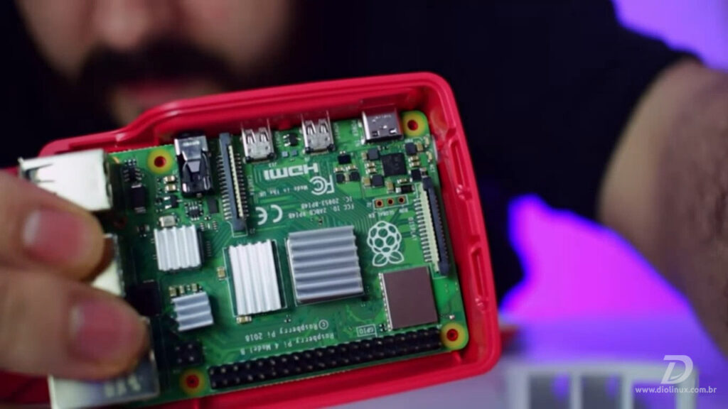 O que é o Raspberry Pi - Diolinux