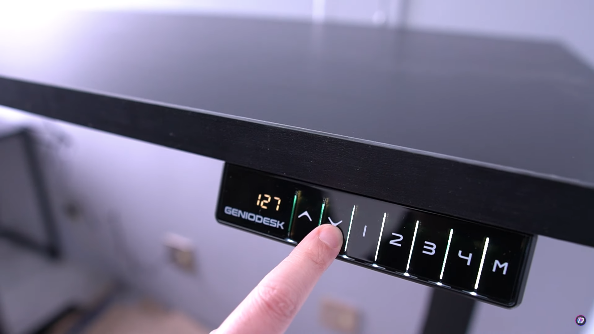 GenioDesk: uma mesa ajustável e ergonômica para seu ambiente de trabalho