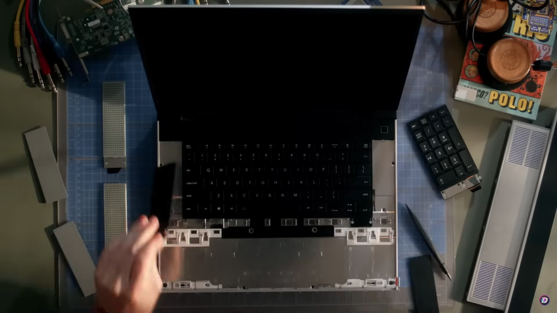 Cosmic Alpha 3 agrada fãs, Windows 10 tem suporte estendido pago, e mais!